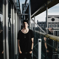 Aron Erlichman Girlfriend